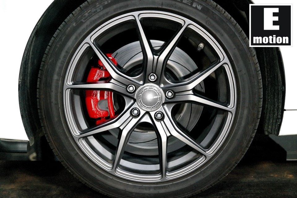 [시공사례] [ 아반테AD ] 블랙에디션 XG2P 브레이크 장착완료- CARVATAR O2O